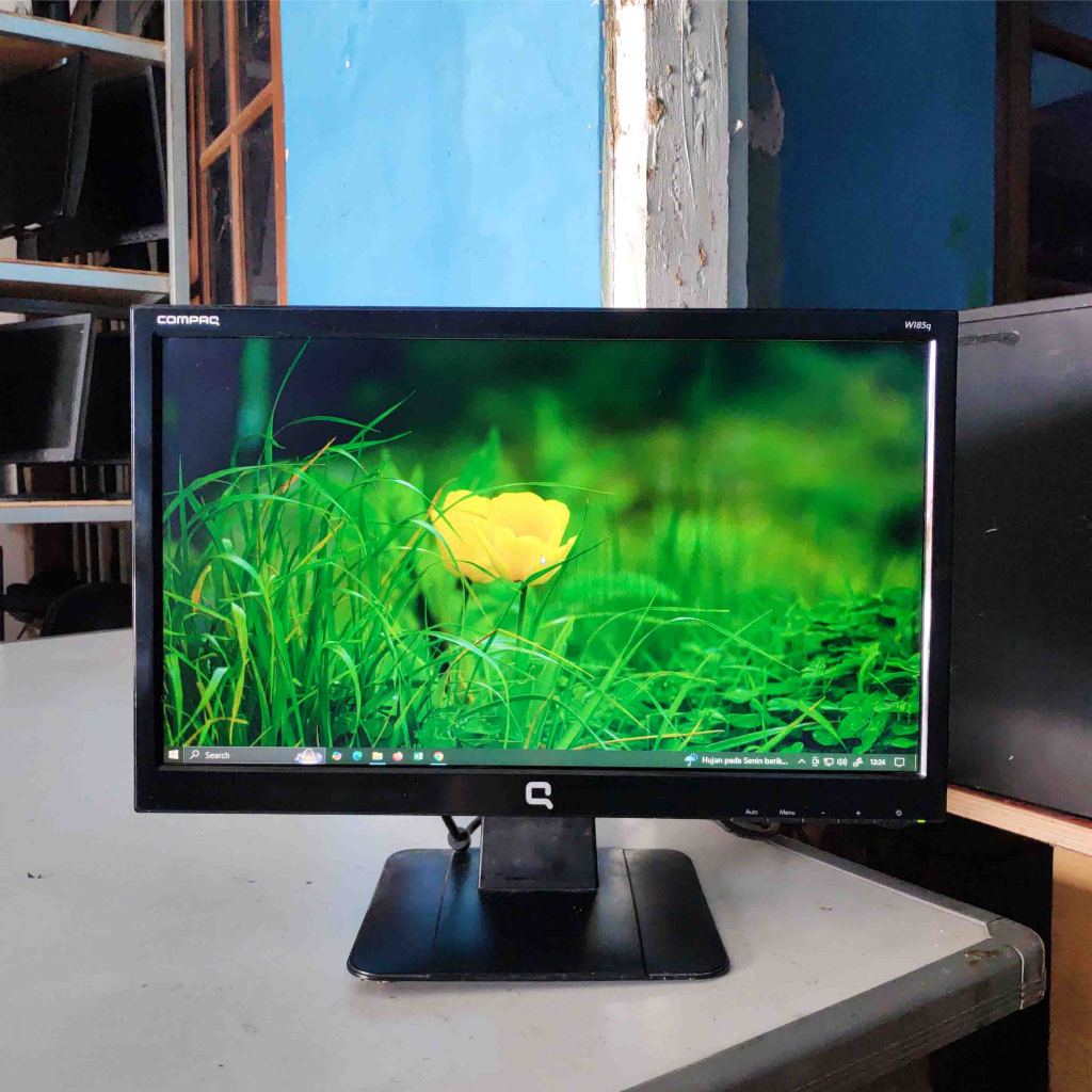 Jual Monitor Merk Compaq Lcd 19 Inch Wide Kondisi Normal | Shopee Indonesia