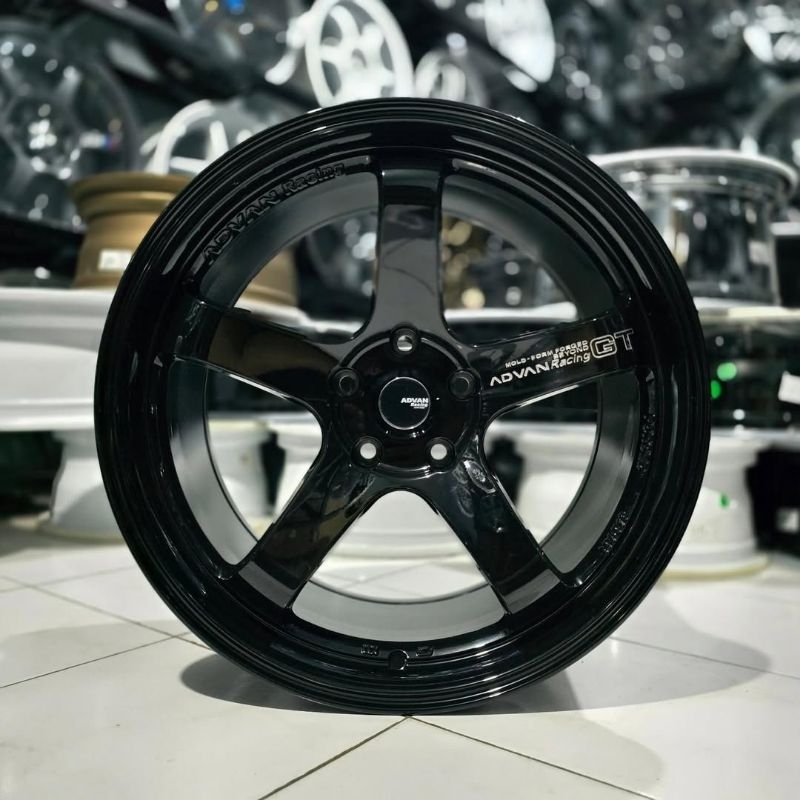 Jual velg racing mobil r18 ADVAN GT LEBAR 9,5 ET 25 velg ring 18 cocok untuk mobil Innova reborn ...