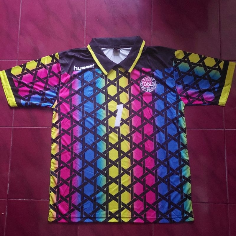 Jual Jersey Peter Schmeichel Denmark '92 - XL | Shopee Indonesia
