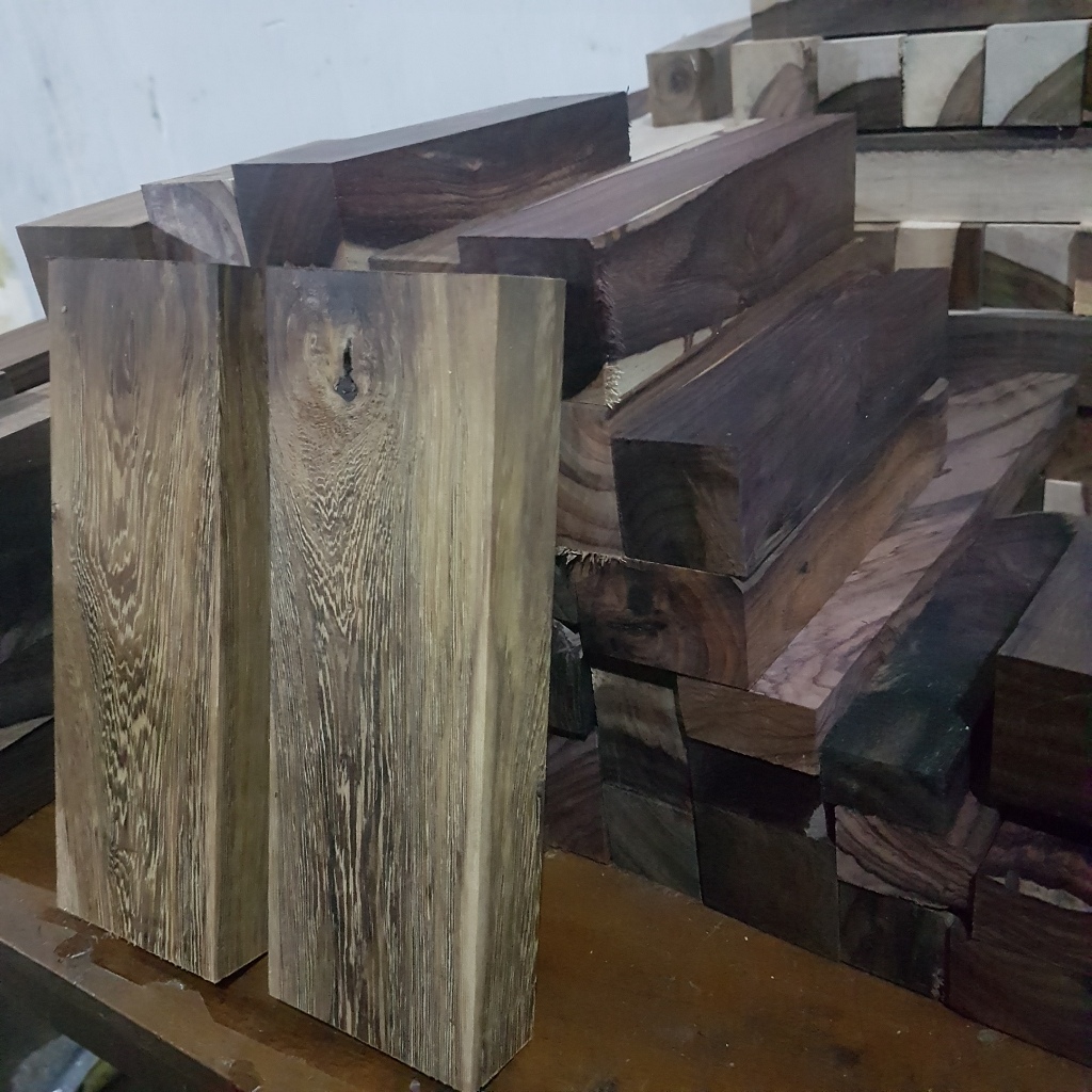 Jual Kayu Johar Full Galih Ukuran 3X7X20 Pilih Ukuran Di Varian Viral ...