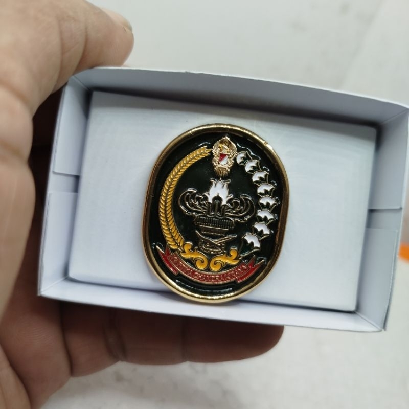 Jual brevet-wing-lencana-pin persit-paku-magnet | Shopee Indonesia