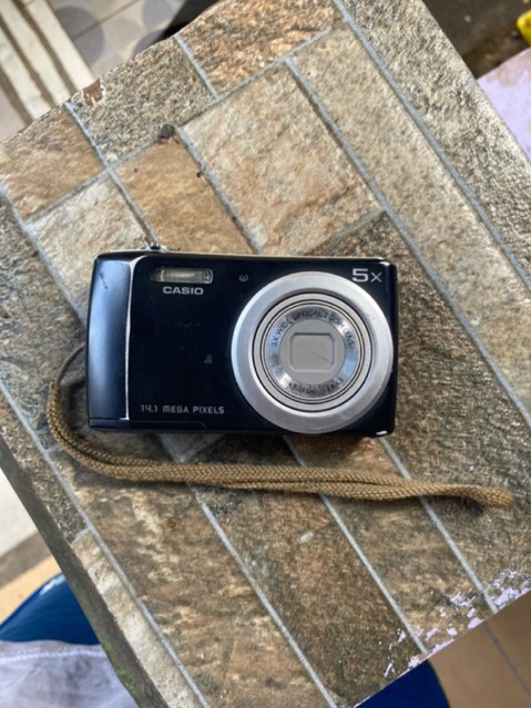 Jual Digicam Casio qv-r200 | Shopee Indonesia