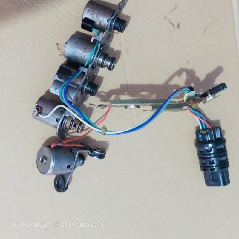 Jual Asli RE4F04B 0.4B Transmisi Solenoid Valve Kit Untuk Nissan ...