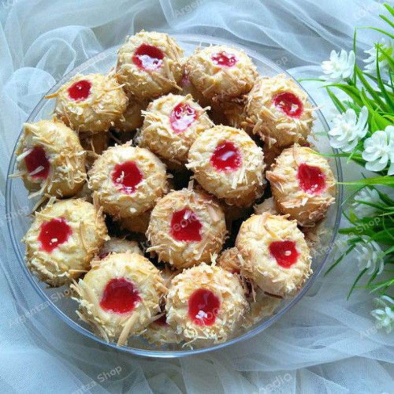 Jual THUMBNAIL PREMIUM KUKER CHEESY STRAWBERRY BLUEBERRY/KUE LEBARAN ...