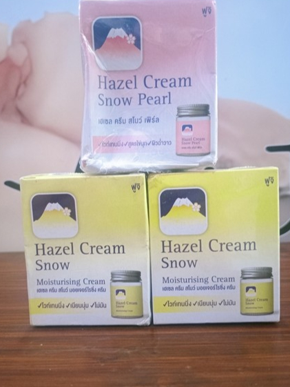 Jual HAZEL CREAM SNOW MOISTURISING CREAM | Shopee Indonesia