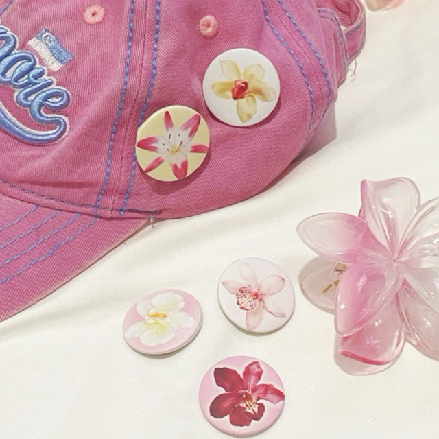 Jual QTPIESTUDIO | ORCHID BUTTON PIN BUTTON COLLECTION 32MM PIN BROS ...