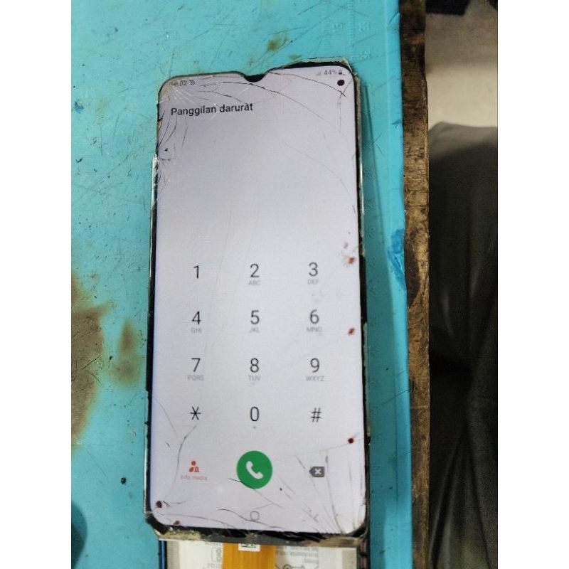 Jual LCD ORIGINAL COPOTAN SAMSUNG A02 MINUS TS PECAH DAN ADA BERCAK ...