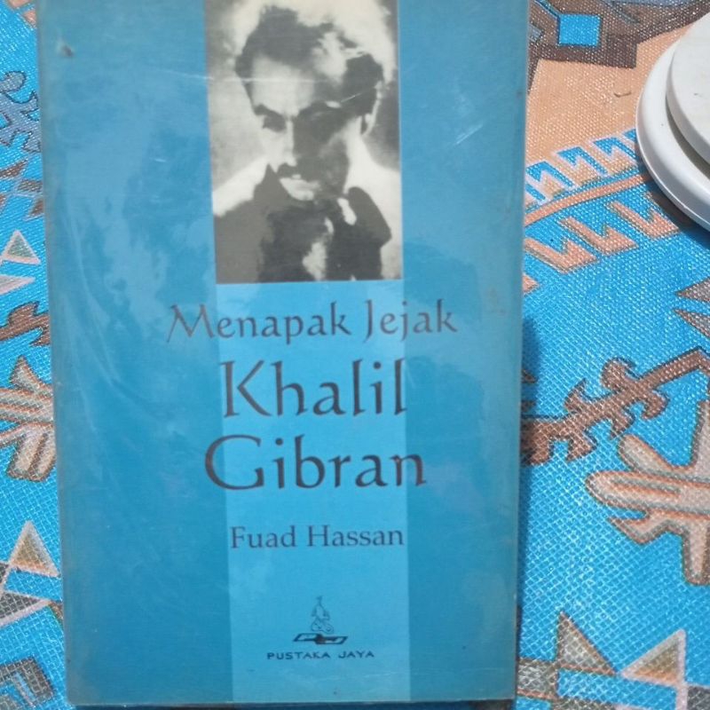Jual Menapak Jejak Kahlil Gibran by Fuad Hasan | Shopee Indonesia