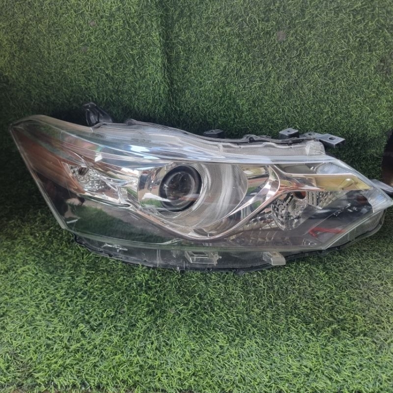 Jual Headlamp Lampu Depan Toyota Vios Gen 3 Kanan Original | Shopee ...