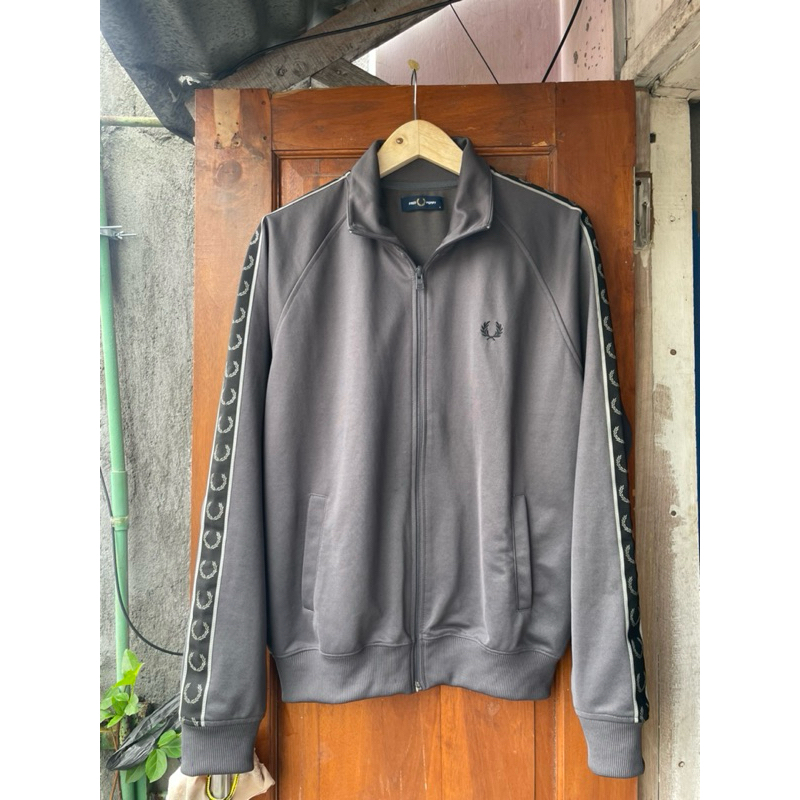 Jual Tc Fred Perry taped | Shopee Indonesia
