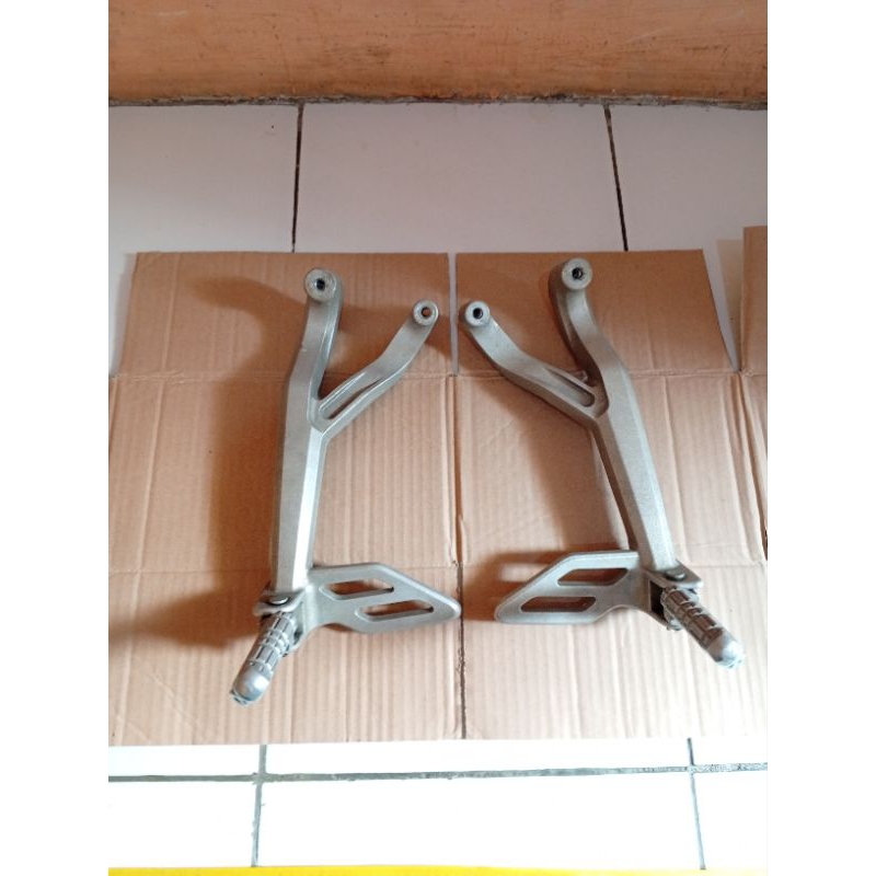 Jual Footstep belakang Step belakang R15 V3 Led Original copotan ...