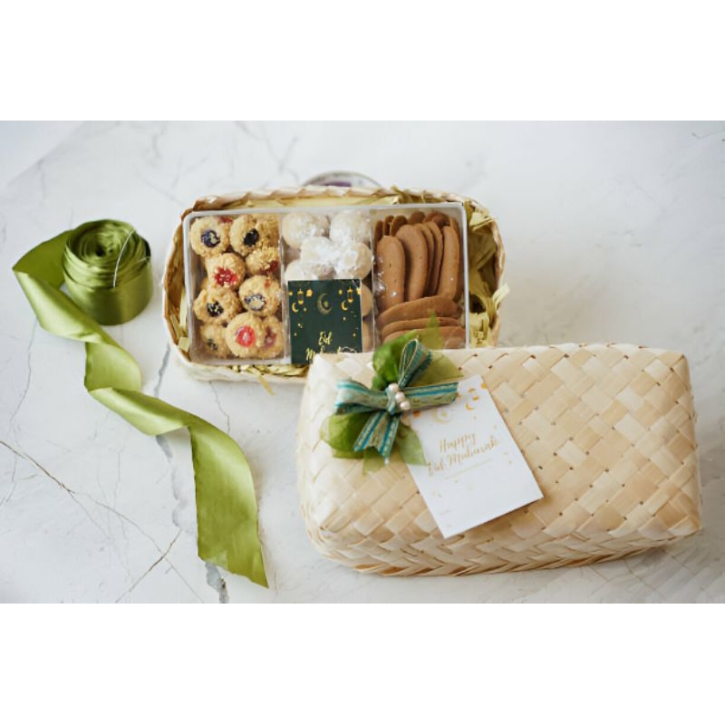 Jual Bingkisan Hampers / Parcel Isian Kue Kering / Cookies / Makanan ...