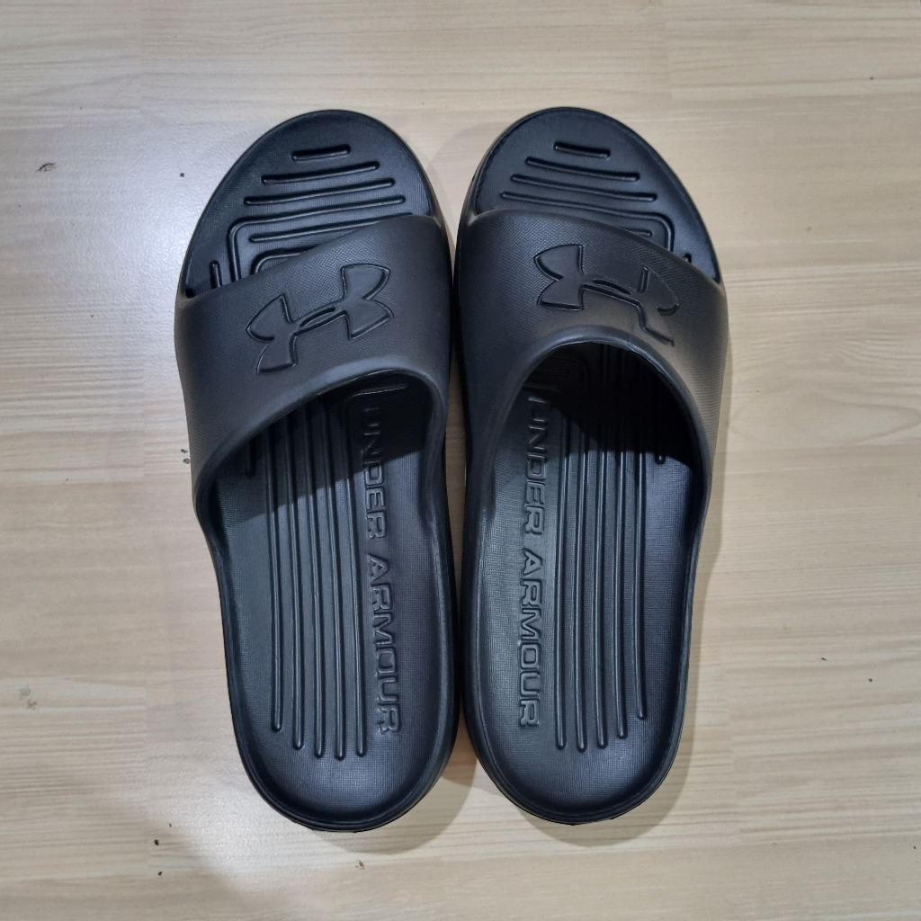 Jual Sendal Slip On Sandal slip UA Sendal Sliper / Sandal Slide Hitam ...