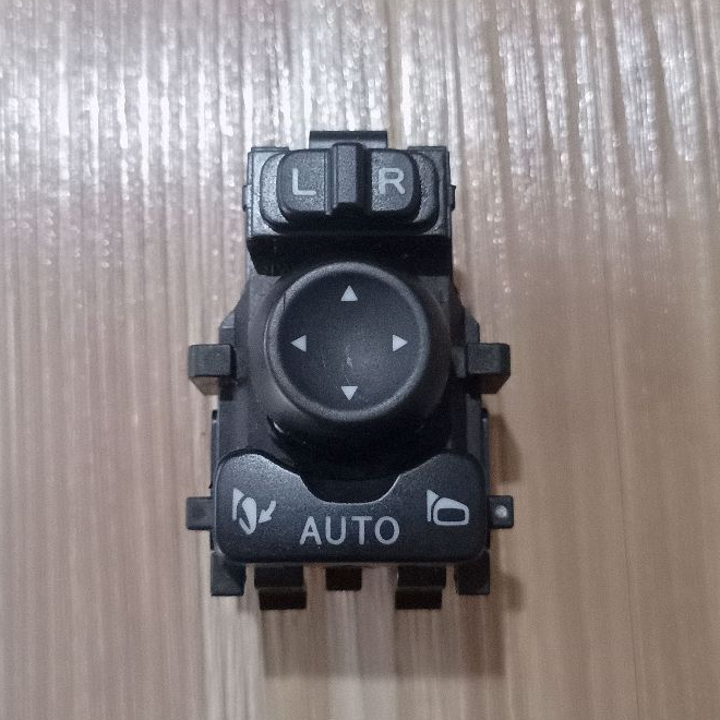 Jual Switch Saklar Retract Mirror Avanza Xenia Rocky Raize Original ...