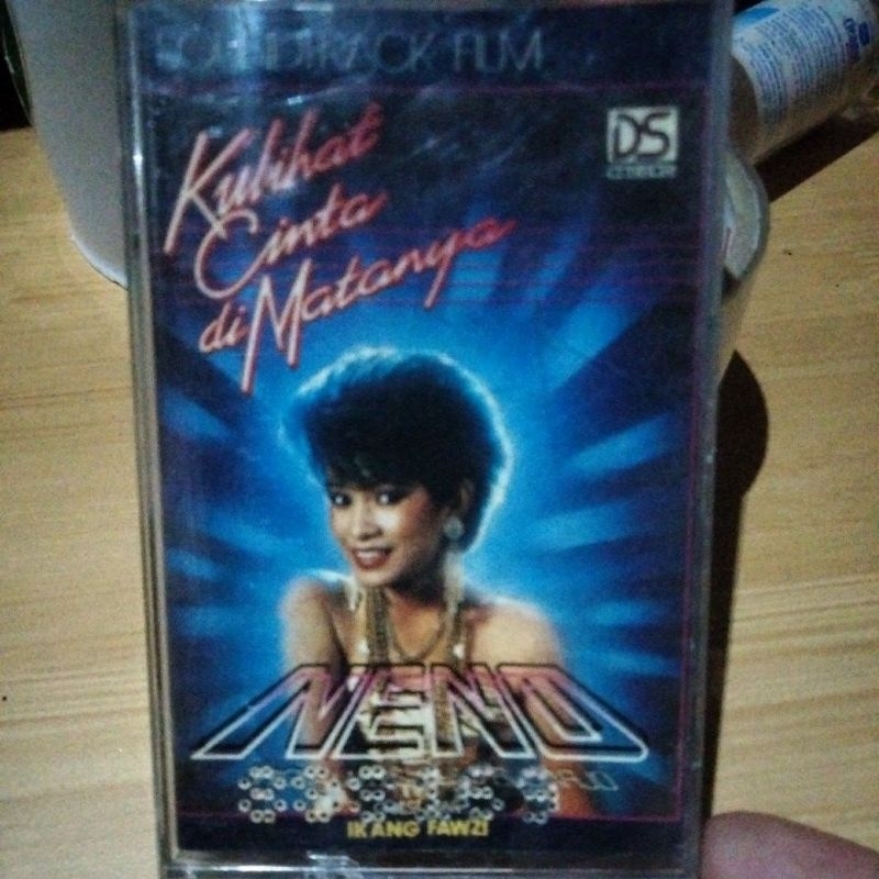 Jual kaset pita full box original"kulihat Cinta di Matanya" | Shopee Indonesia