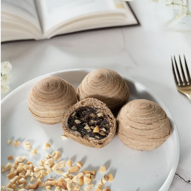 Jual Pia Layer Cokelat Hazelnut - Bakpia Jiwa Jogja | Shopee Indonesia