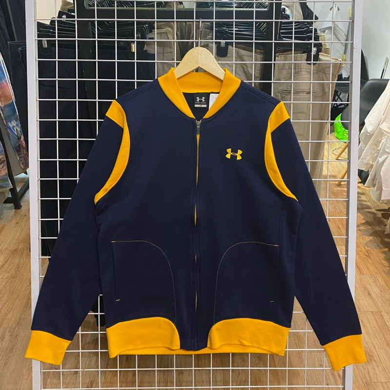 Jual Under Armour Traktop Zip Up | Shopee Indonesia