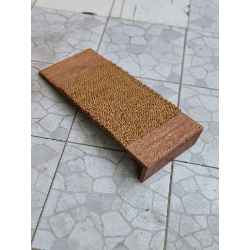 Jual cat scratcher garukan kucing lantai | Shopee Indonesia