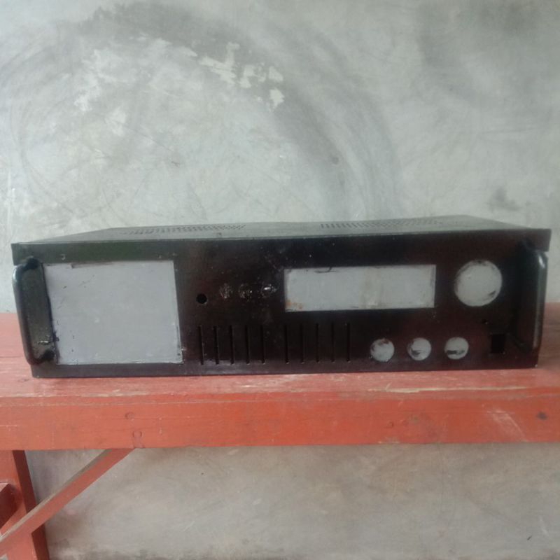 Jual BOX AMPLIFIER BEKAS BESI TEBAL MUAT TRAVO 5 AMPER BESAR | Shopee ...