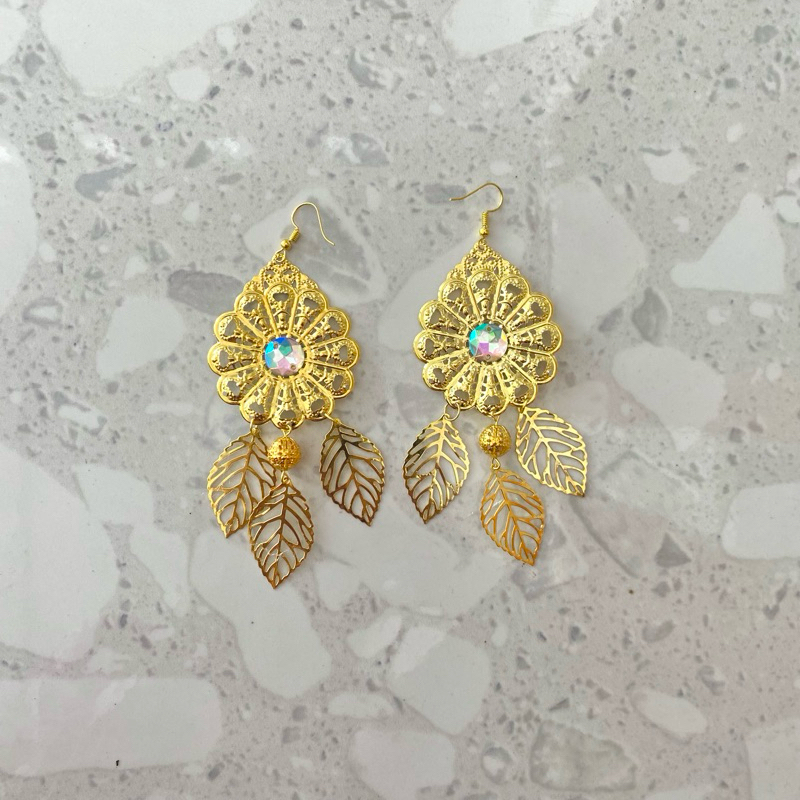 Jual ( anting 2 ) anting/aksesoris/hiasan/pengantin/tari/karnaval/acara ...