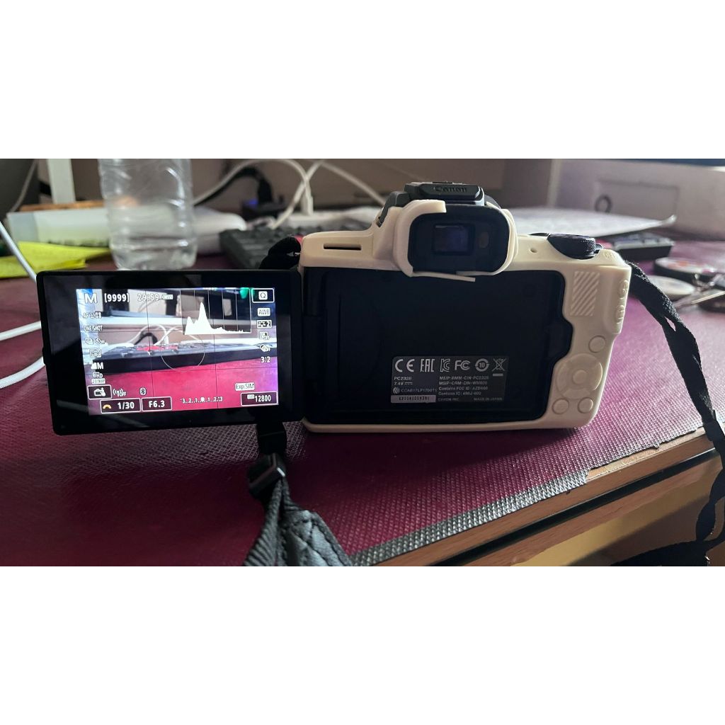 Jual Canon M50 Mirrorless + Kamlan 50mm f 1.1 + mount adapter + Tas ...