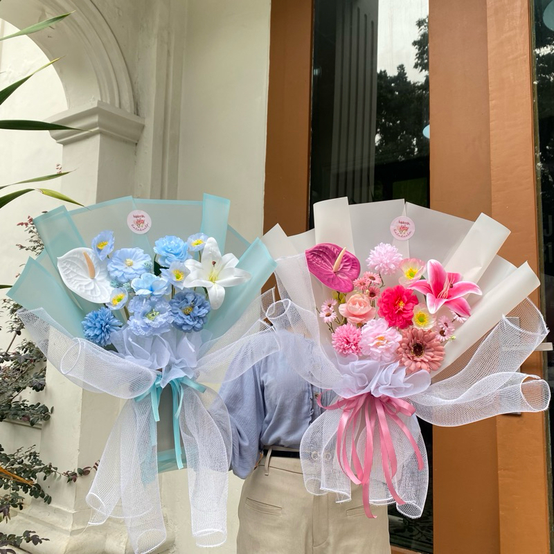 Jual bucket artificial bucket graduation wisuda bouquet bunga (READY ...