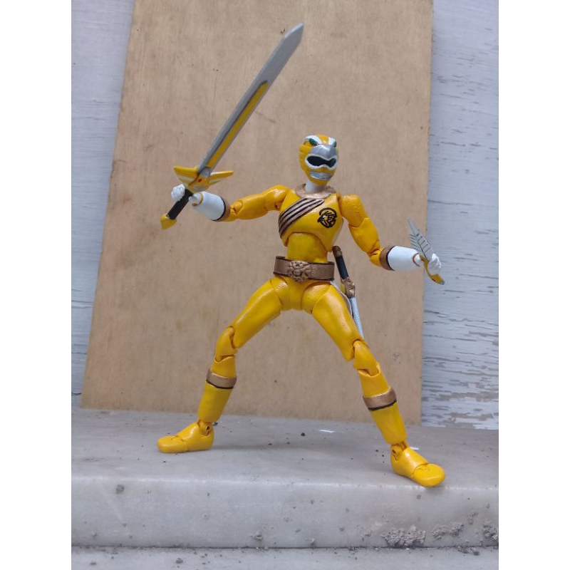 Jual action figure custom shf Gaoranger Gao yellow power rangers wild ...