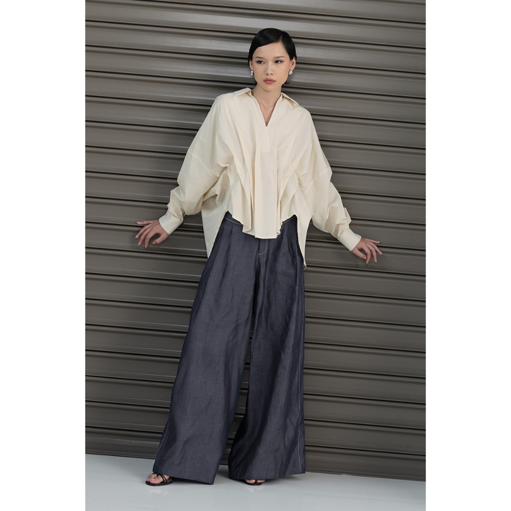 Jual ONYCHA - Pleated Shirt In Cream | Shopee Indonesia