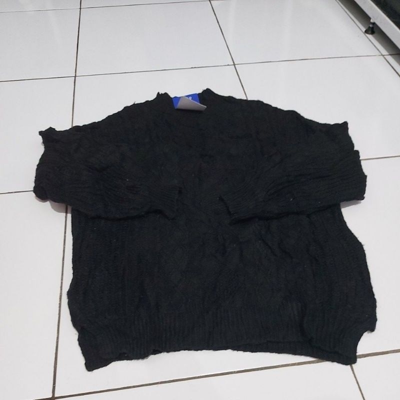 Jual sweater rajut hitam kepang lengan balon | Shopee Indonesia