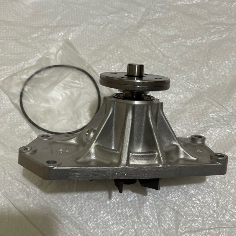 Jual WATER PUMP / POMPA AIR MITSUBISHI CANTER 4D34 4D33 4D35 4D36 3 ...