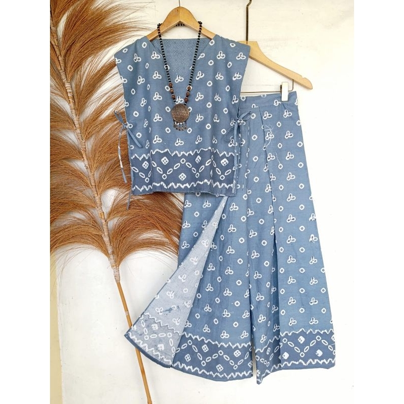 Jual SIMI - Nabiree Set Outer dan Pants Layer motif Batik Jumputan ...