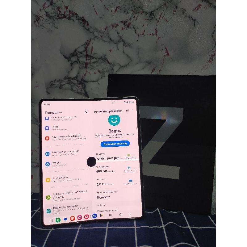 Jual Samsung Z Fold 3 Ram 12/512 ( Second minus lcd ) | Shopee Indonesia