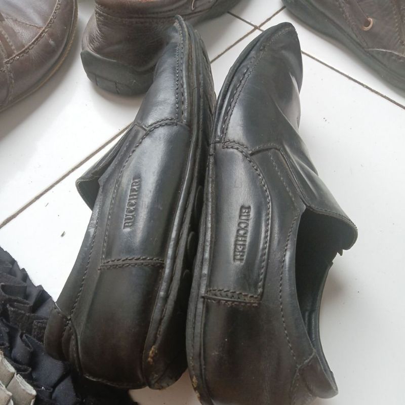 Jual Sepatu Buccheri Sz41 Second | Shopee Indonesia
