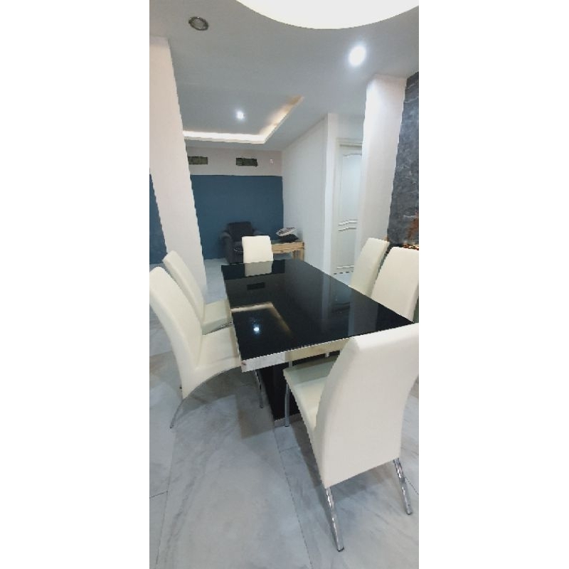 Jual Meja Makan set Informa Neo Hamilton Hobson set 6 kursi second ...