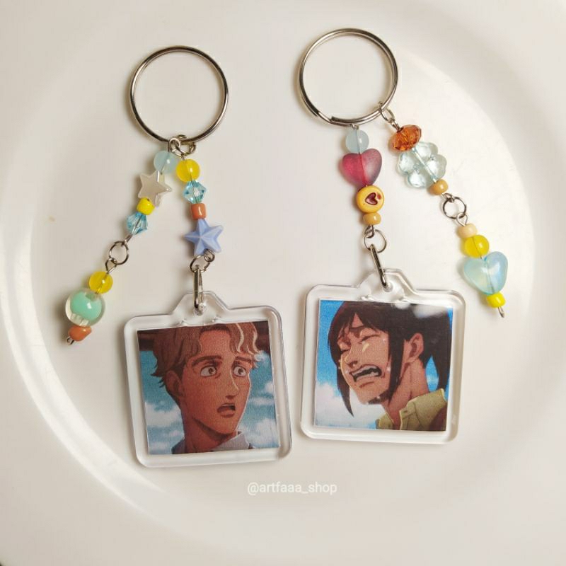 Jual keychain attack on titan, keychain couple eren mikasa,eremika ...