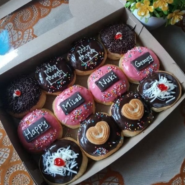 Jual Donat ultah/Donat tulis (ucapan)/ Donat ulang tahun | Shopee Indonesia
