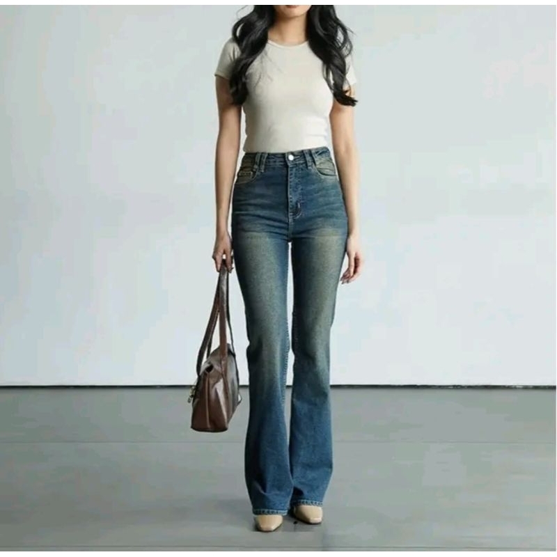 Jual Highwaist Cutbray Jeans Wanita - Cutbray Jeans Highwaist Korean Style - Celana Jeans ...