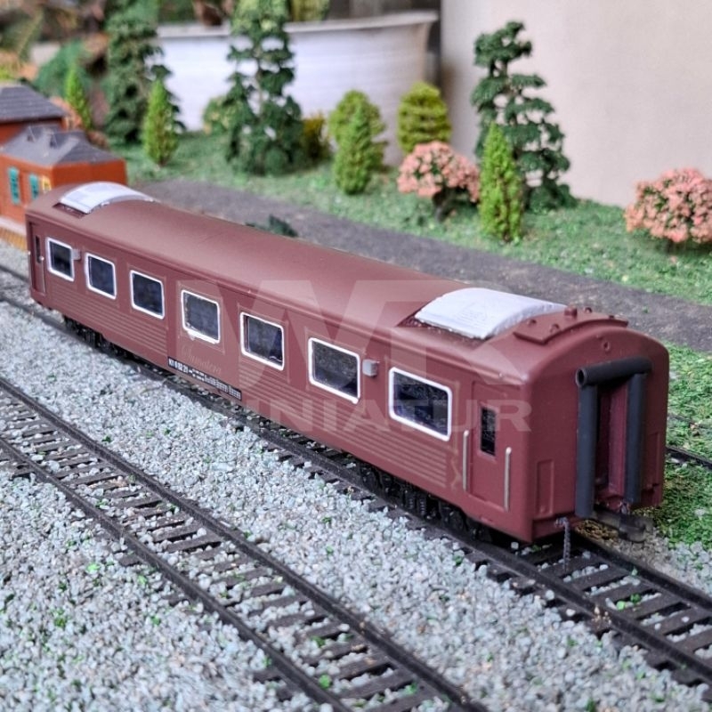 Jual Miniatur Kereta Api Indonesia Gerbong/Kereta Penumpang Kawis ...