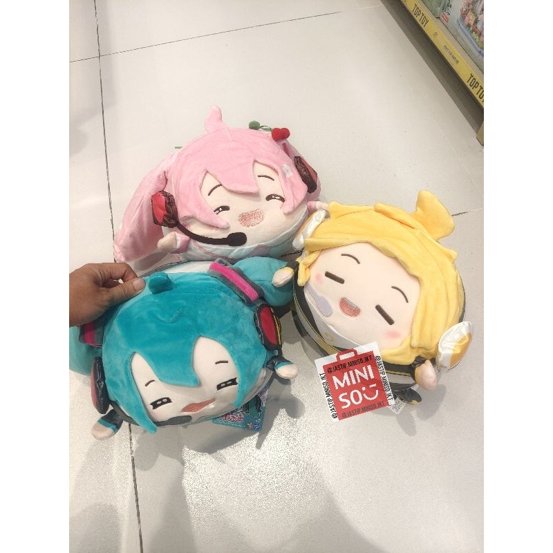 Jual MINISO x HATSUNE MIKU 🆕 Bantal Sofa Plush / Boneka HATSUNE MIKU ...
