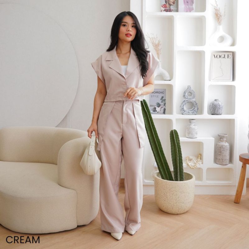 Jual ohLook! | One Set Pants Suzuka | 2in1| One Set Korean Style ...
