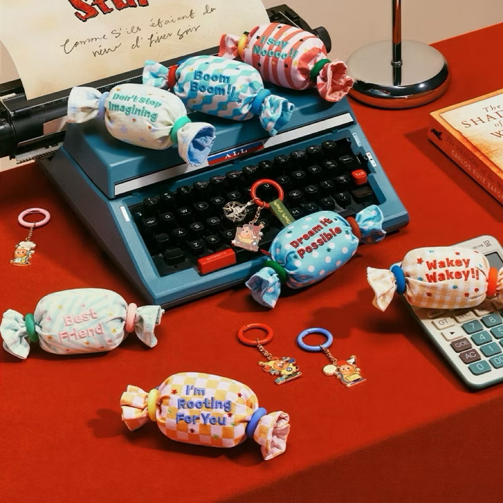 Jual POP MART Twinkle Twinkle Be a Little Star Series-Mini Bag Pendant ...