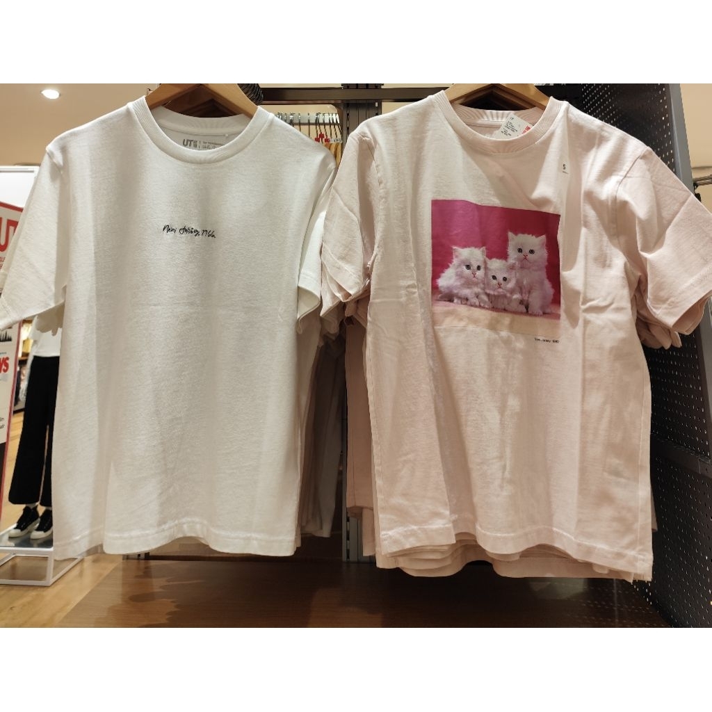 Jual Kaos UT Cat Photograph Wanita Uniqlo (Unisex) | Shopee Indonesia