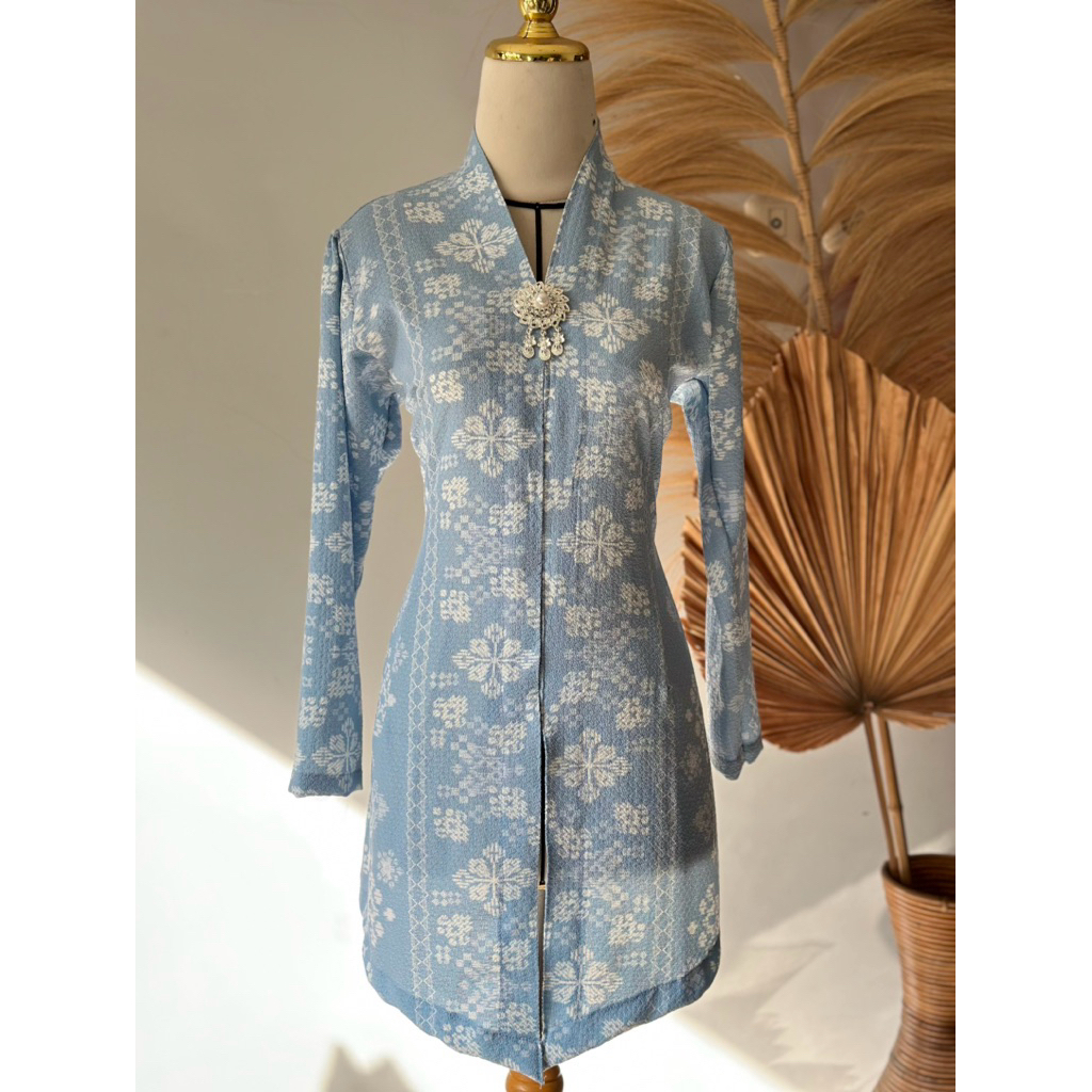 Jual kebaya irish bahan crinkle borneo/kebaya tunik motif etnik /kebaya ...