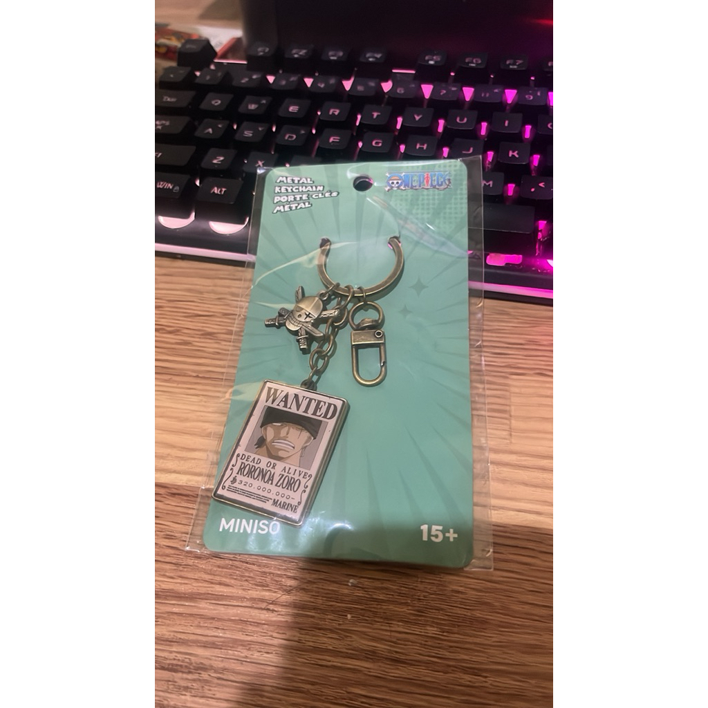 Jual Zoro Keychaind Miniso X One Piece | Shopee Indonesia