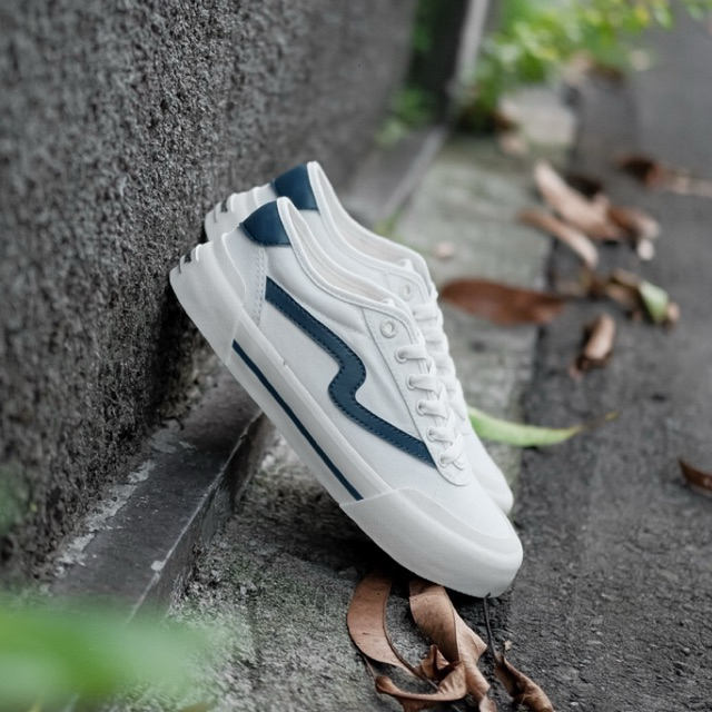 Jual PATROBAS Sepatu Patrobas New Ivan Classic Olympic Blue Original ...