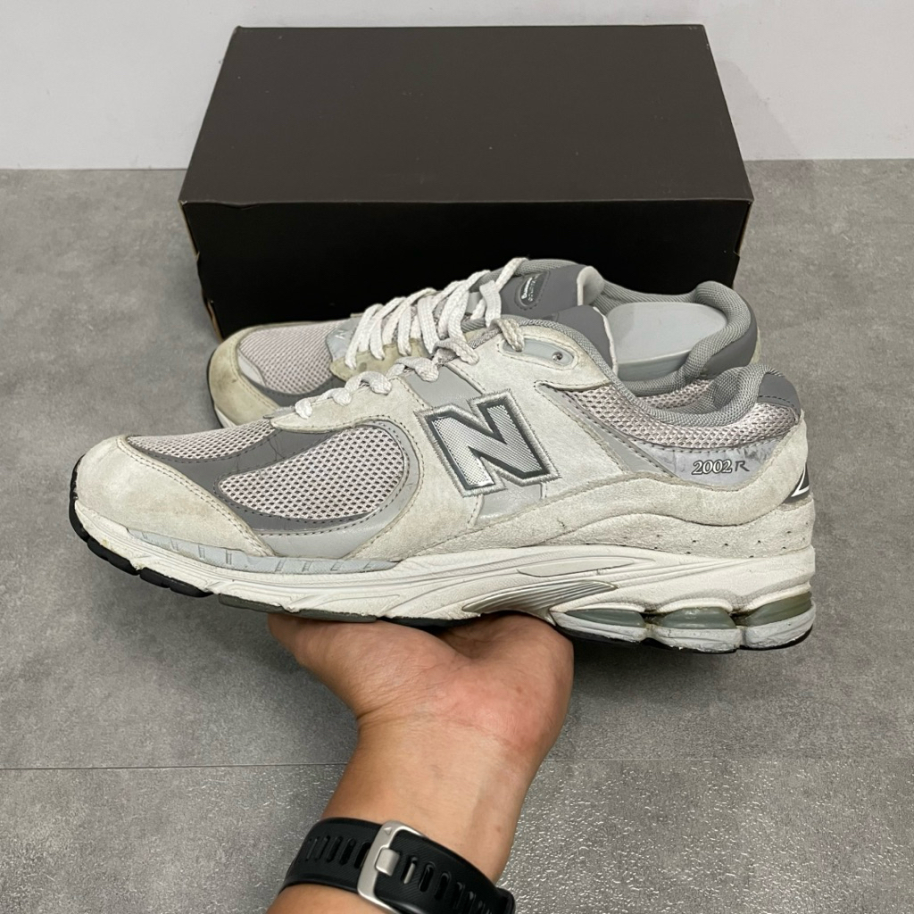 Jual New Balance 2002R Raincloud Grey #M834 | Shopee Indonesia