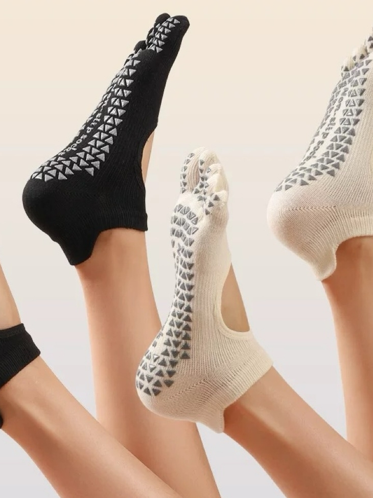 Jual Zen yoga Backless Yoga Five Finger Socks / Kaus Kaki Yoga Lima ...