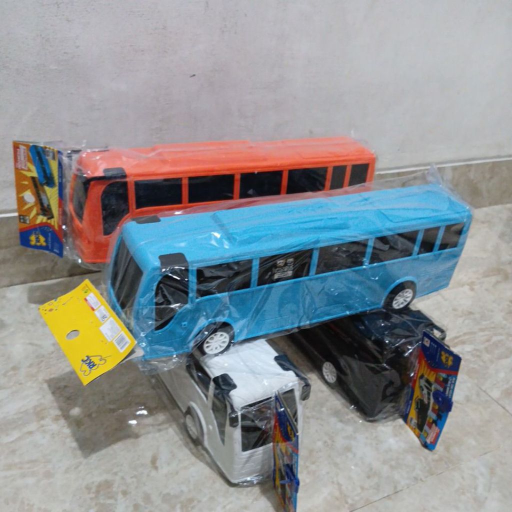 Jual miniatur mainan bus telolet rkc polos | Shopee Indonesia