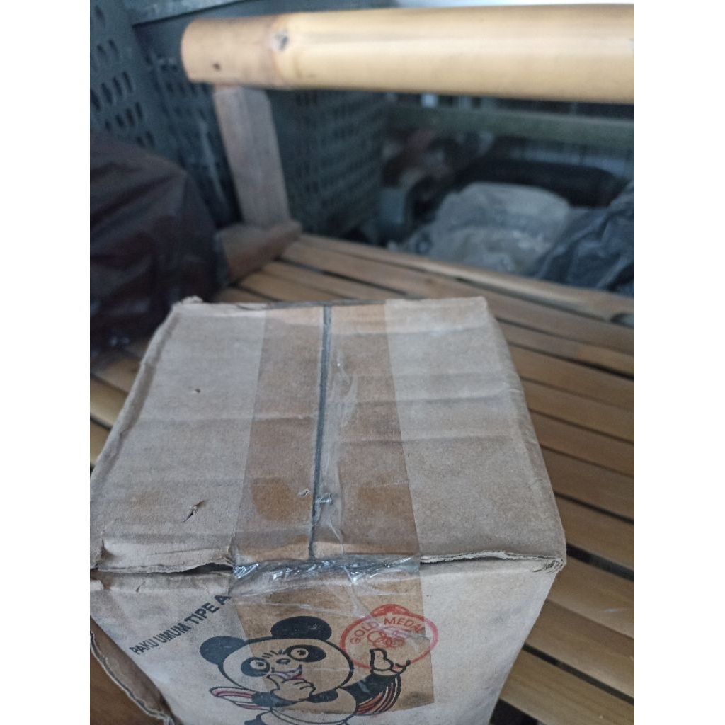 Jual Paku Panda 1 Dos 5kg/Paku Kayu/ Paku Dekorasi ukuran 5cm | Shopee ...