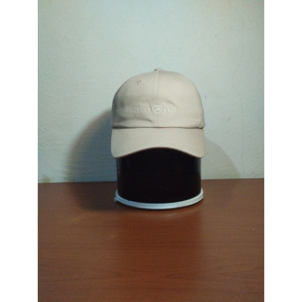 Jual Topi Peace Golf Likenew | Shopee Indonesia